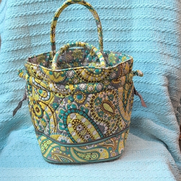 Vera Bradley | Bags | Vera Bradley Lemon Parfait Emma Green Tote Bag ...